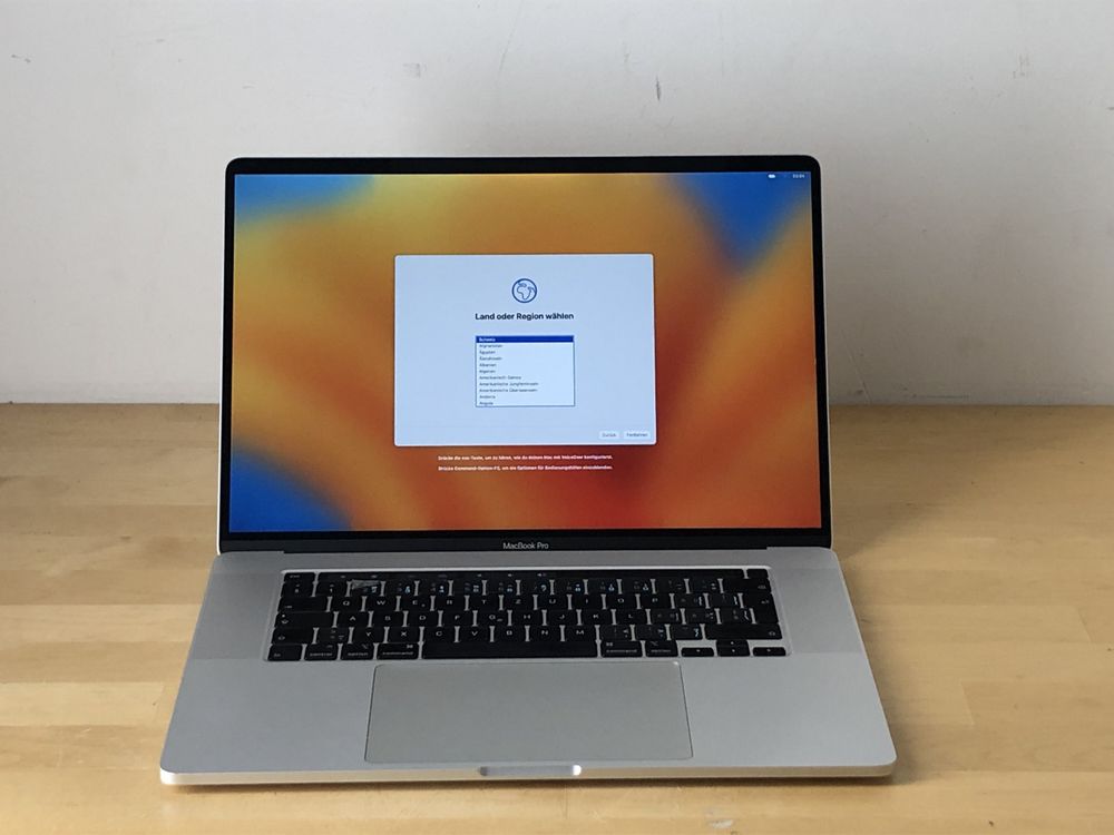 MacBook Pro 16, Touch Bar" 2.6 GHz i7 2 (Gebraucht) in Basel für CHF ...