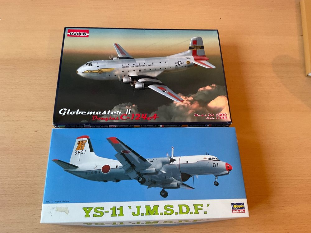 2 Stk. Bausätze, Roden Globemaster II, Douglas C-124A, YS-11 (Gebraucht) in Ittigen für CHF 12 ...
