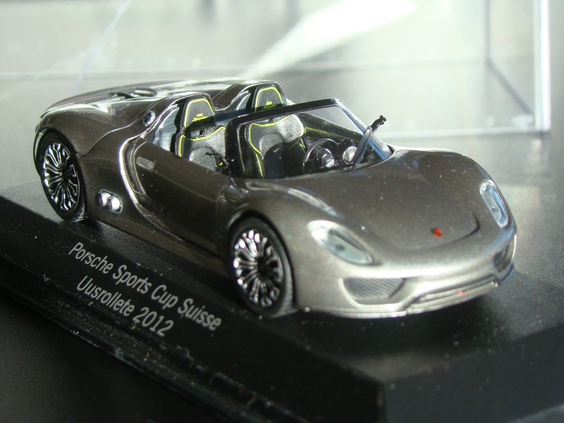 Minichamps Porsche 918 Sports Cup Suisse Usrollete 2012 rar (Neu ...