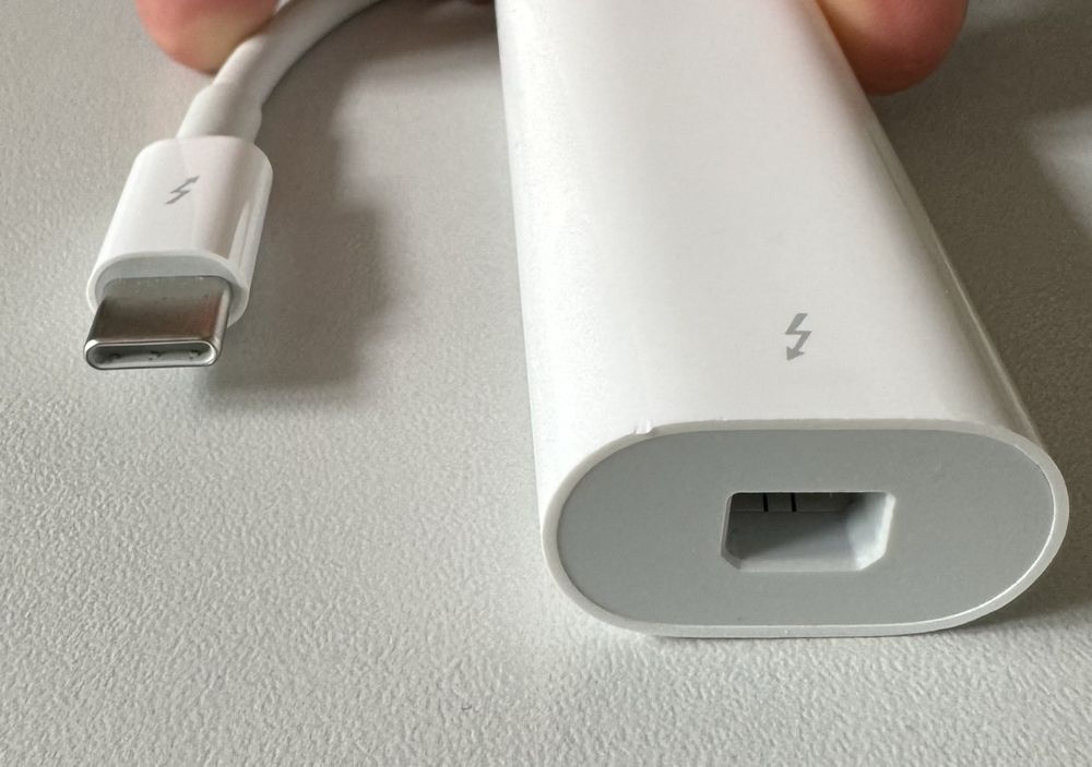 Apple Thunderbolt Adapter (Gebraucht) in Henggart für CHF 30 – mit ...