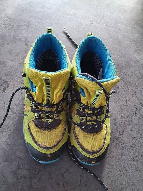 Gut erhaltener Wanderschuh Everest Watertey Gr. 36 (Gebraucht) in Laax ...