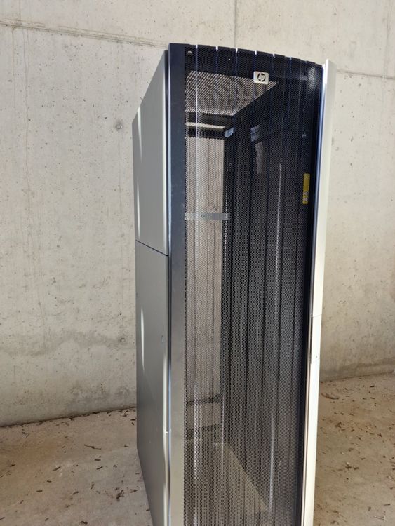 HP Server Rack 42U mit Rollen (Gebraucht) in Geltwil für CHF 251 – nur ...