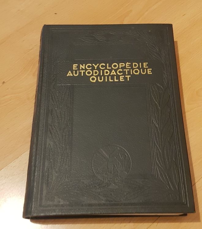 Encyclopédie Autodidactique Quillet 3 (Gebraucht) in Villeneuve VD für ...