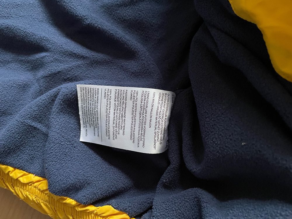 Steppjacke mit Kapuze Gr. 134 C&A (Gebraucht) in Zollikofen für CHF 10 ...