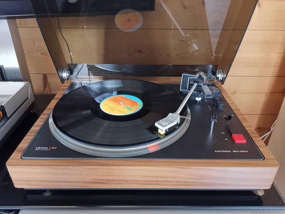 Lenco L 90 Vintage Plattenspieler Swiss (Gebraucht) in Sattel für CHF ...