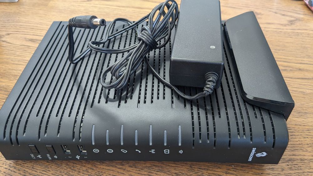 Swisscom Centro Business 2.0 router (Gebraucht) in Le Mont-sur-Lausanne ...