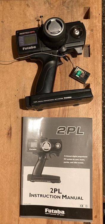 funksteuerung futaba 2pl inkl empfänger | Kaufen auf Ricardo