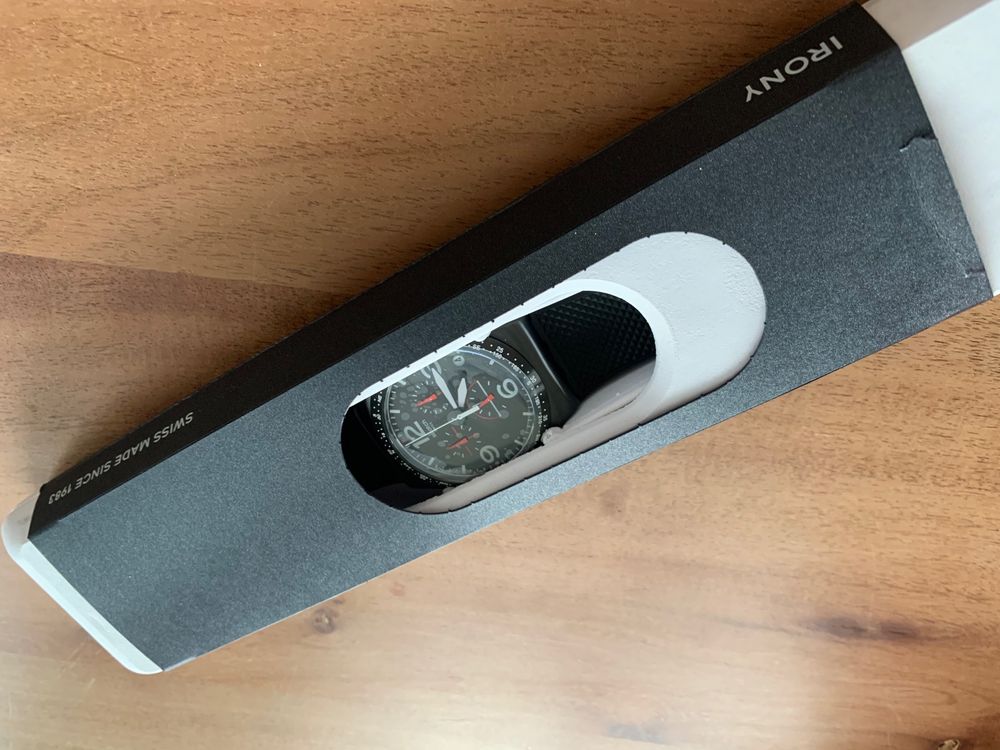 Swatch Irony Chrono BLACK IS BACK YVB403 new! Neupreis 195.- (Neu und ...