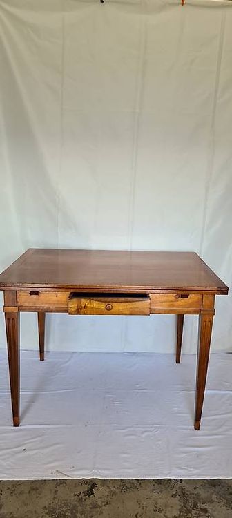 Table en noyer, époque Louis XVI (Gebraucht) in Daillon für CHF 500 ...