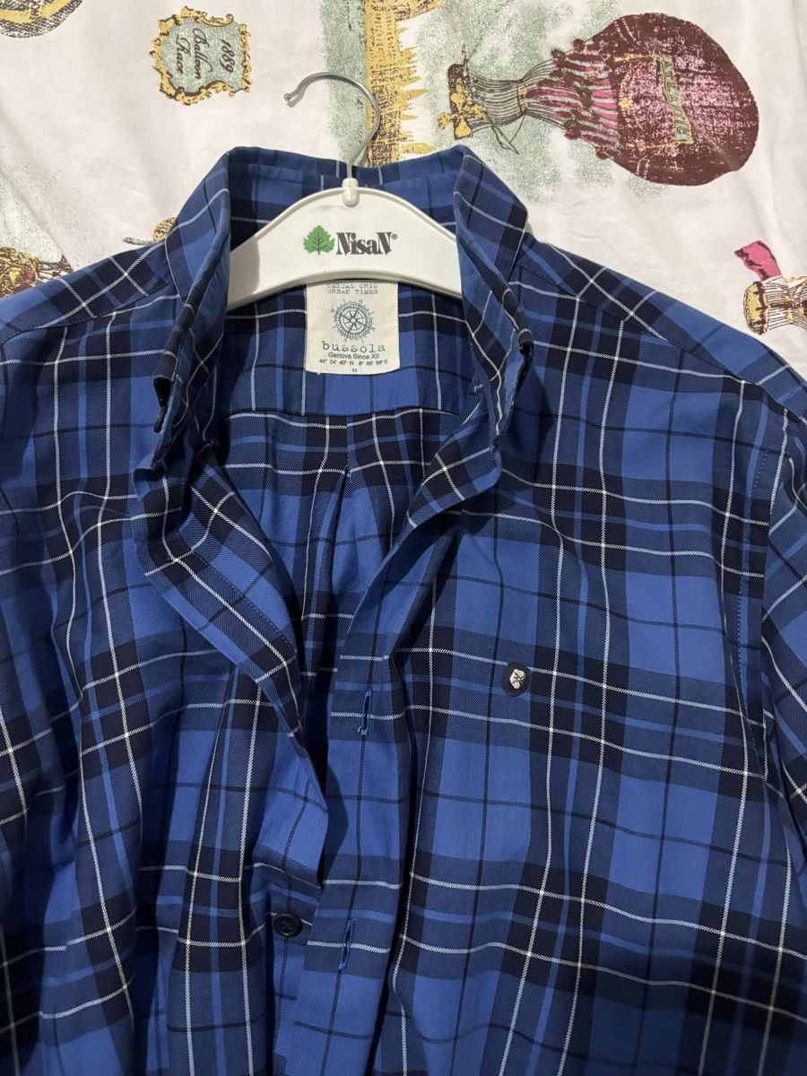 2 perfect shirts L - 1 of them is Façonable (D'occasion) à Neuchatel ...