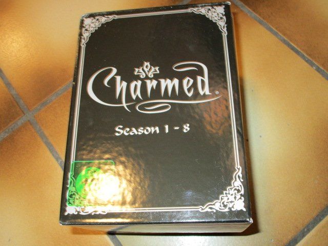 Charmed BOX - Staffel 1-8 DVD (Gebraucht) in Olten für CHF 10 – mit Lieferung auf Ricardo kaufen