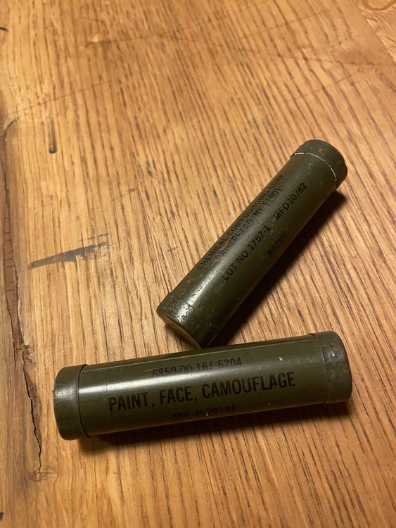 U.S. Army Original Paint Face Camouflage (Gebraucht) in Oberbütschel ...