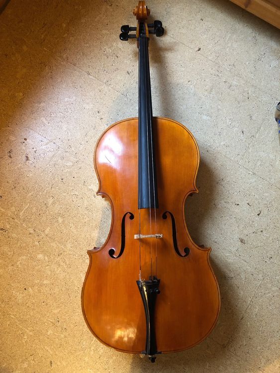 Cello 4/4 (Gebraucht) in Winterthur für CHF 1930 – nur Abholung auf Ricardo kaufen