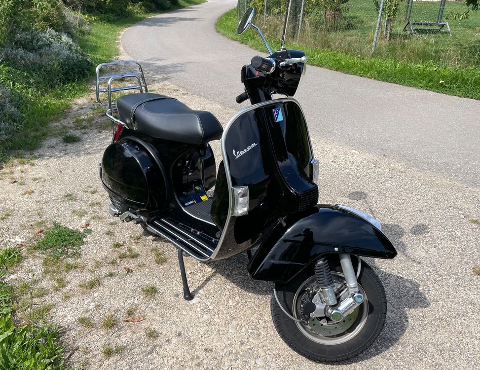 Vespa 125 PX - Roller SCHWARZ (aktuelle Originalaufnahmen) | Kaufen auf Ricardo