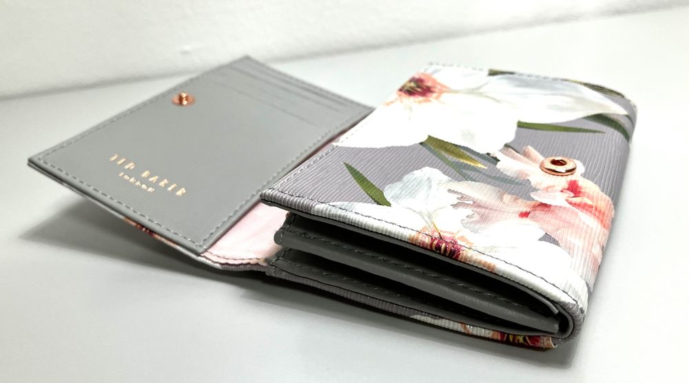 Portemonnaie Ted Baker (Gebraucht) in für CHF 27 – mit Lieferung auf ...