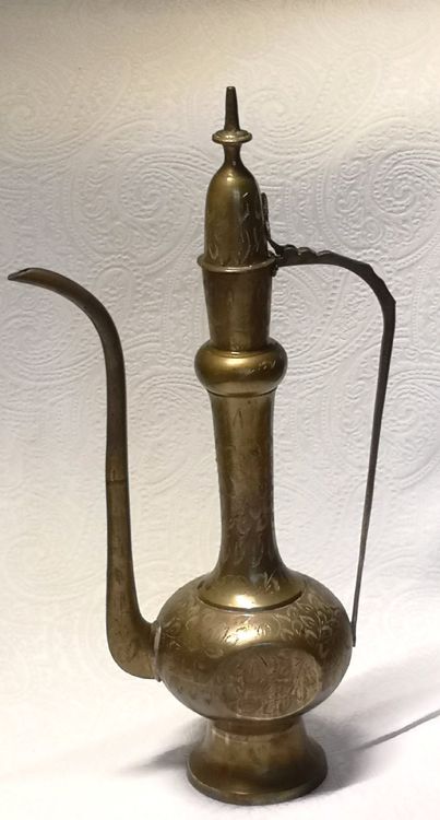 Orientalische Messingkanne Suhari Aftaba Handarbeit (Gebraucht) in Zürich für CHF 20 – mit ...