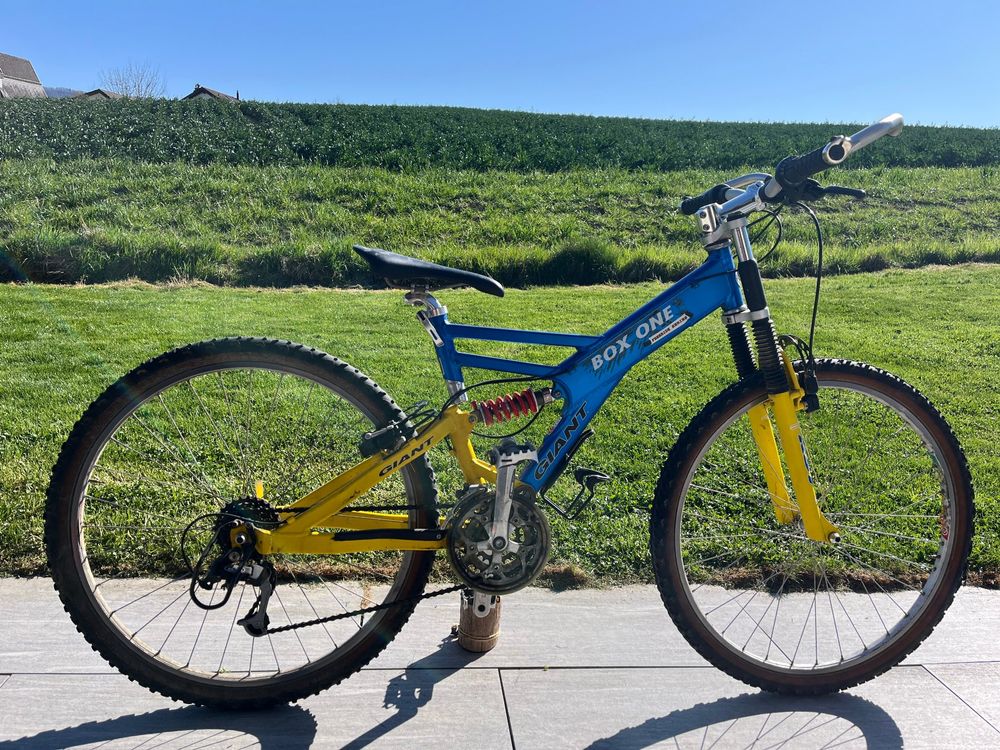Giant Box One Fully Mountainbike, blau gelb (Gebraucht) in Schneisingen ...