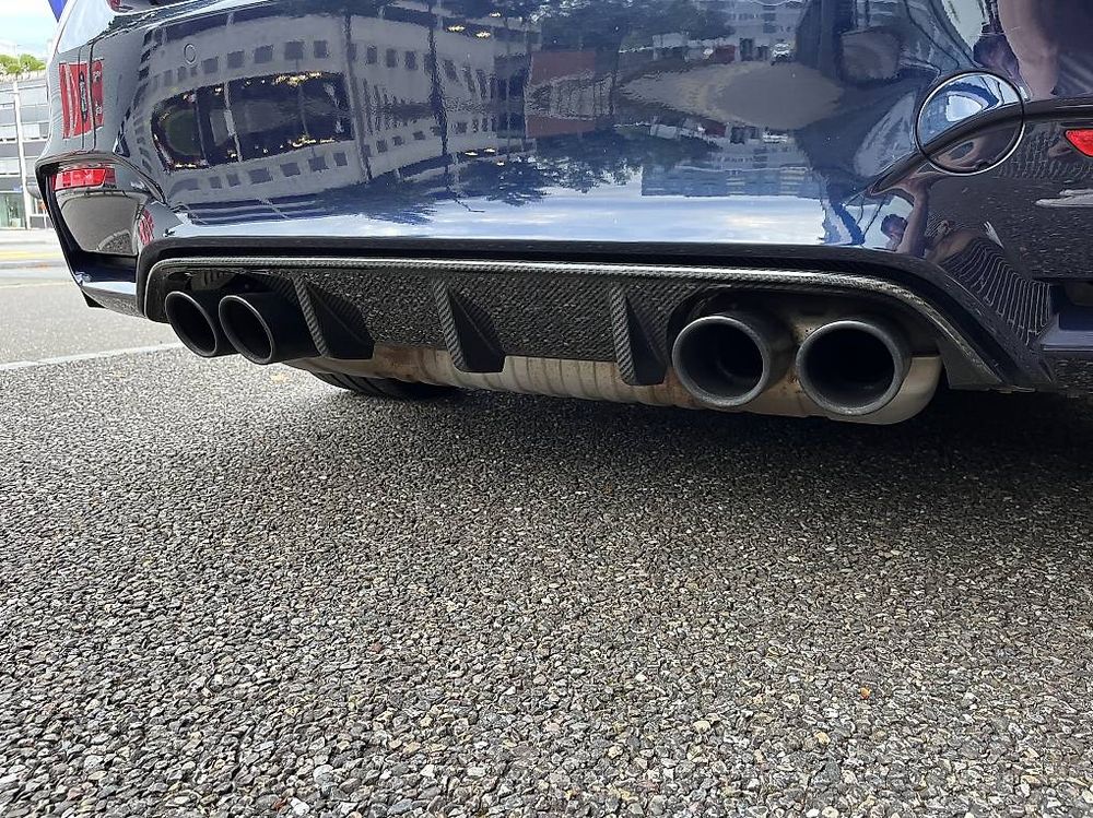 Original M-Performance Diffuser BMW M3/M4 (Gebraucht) in Dübendorf für ...
