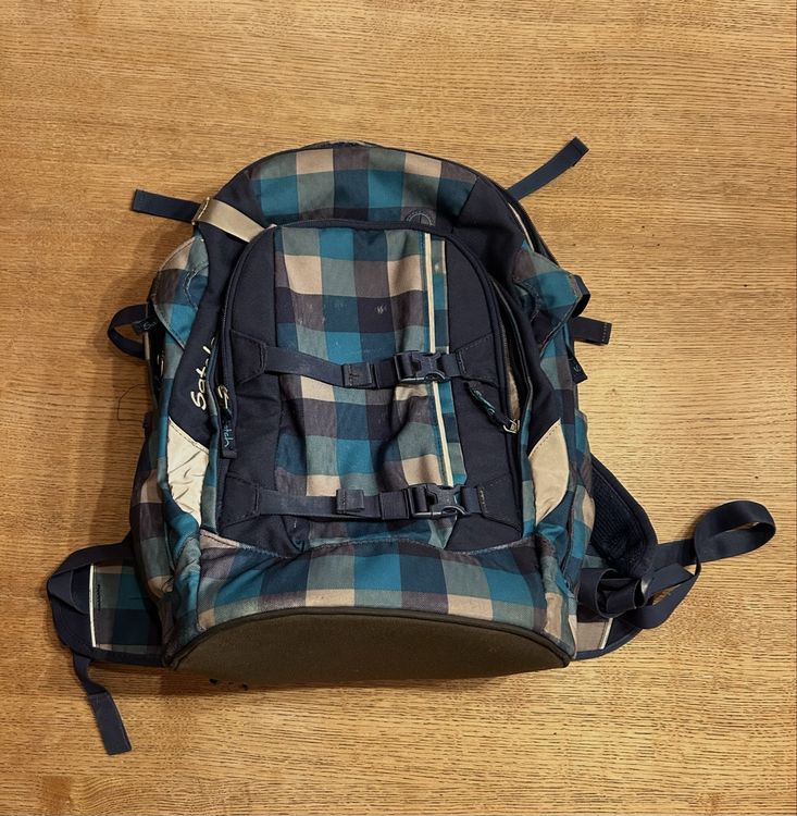 Satch Schulrucksack, ergonomisch, blau kariert (Gebraucht) in Trub für ...