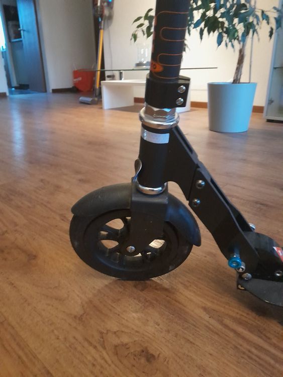 Trottinett, Scooter Micro Black (Gebraucht) in Gossau SG für CHF 79 – mit Lieferung auf Ricardo ...