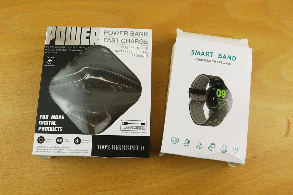 Power Bank & Smart Band | Kaufen auf Ricardo