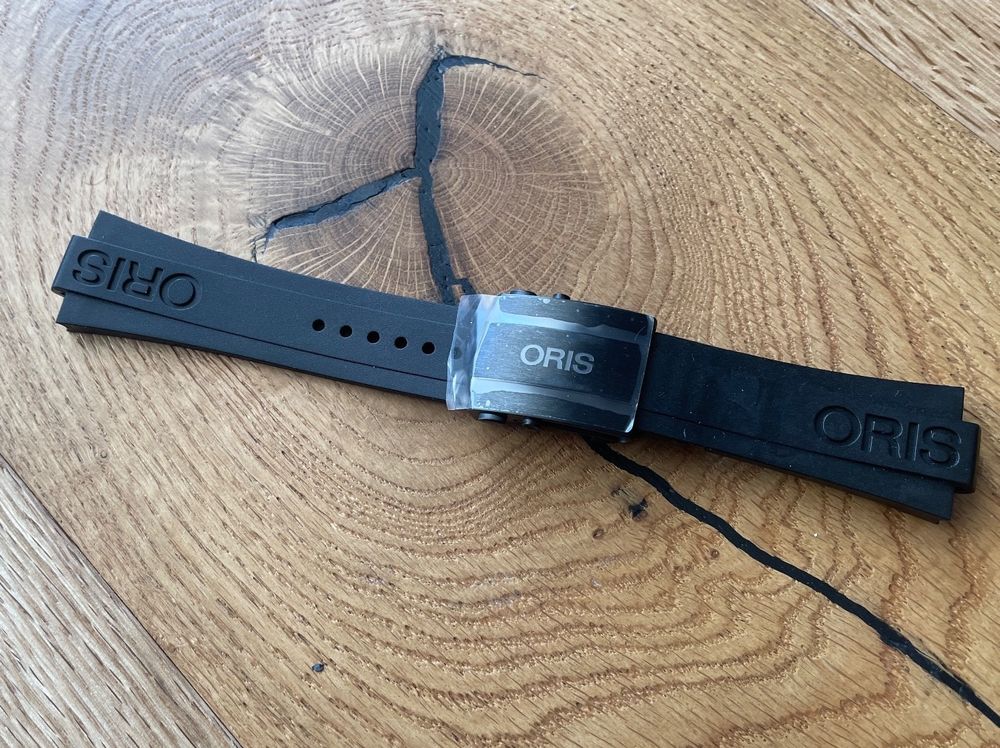 Neues ORIS Original Kautschuk-Band Schwarz Ref. 07 4 26 34 | Kaufen auf ...