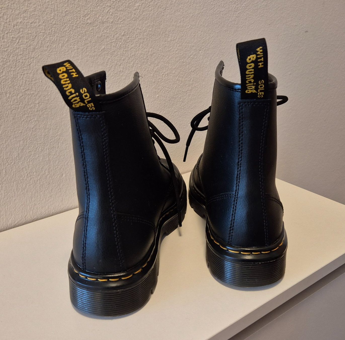 Dr. Martens Stiefel, Schwarz, Grösse 39, Top Zustand! (Gebraucht) in ...