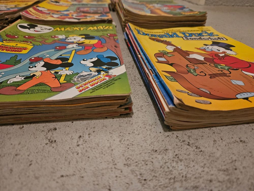 Sammlung - Knapp 160 Mickey Mouse Magazine aus den 80er | Kaufen auf ...