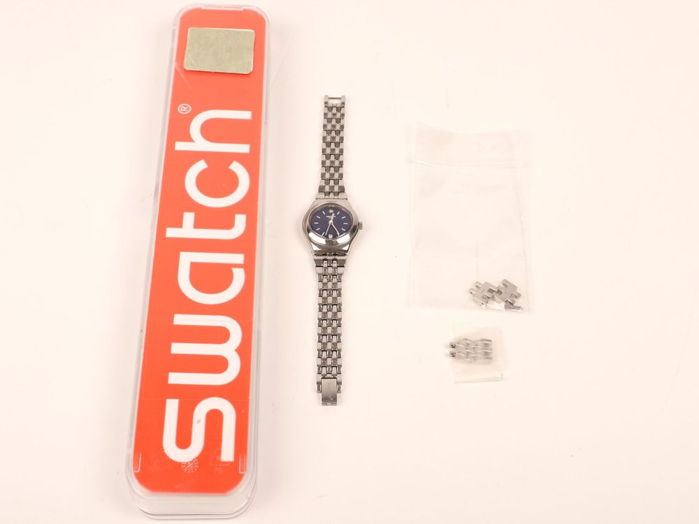 SWATCH Sloane YSS288G Armbanduhr (Gebraucht) in Steinen für CHF 4 – mit ...