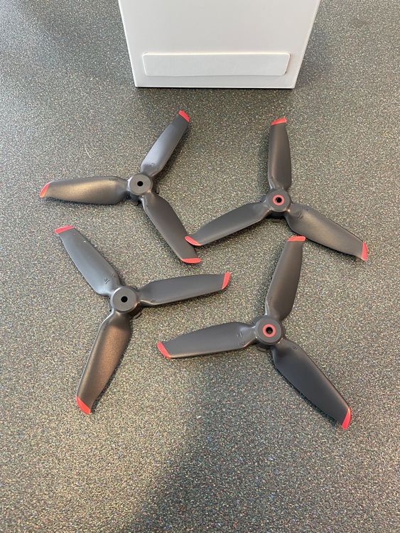 Genuine DJI FPV Propeller Set (Neu (gemäss Beschreibung)) in Chiasso ...