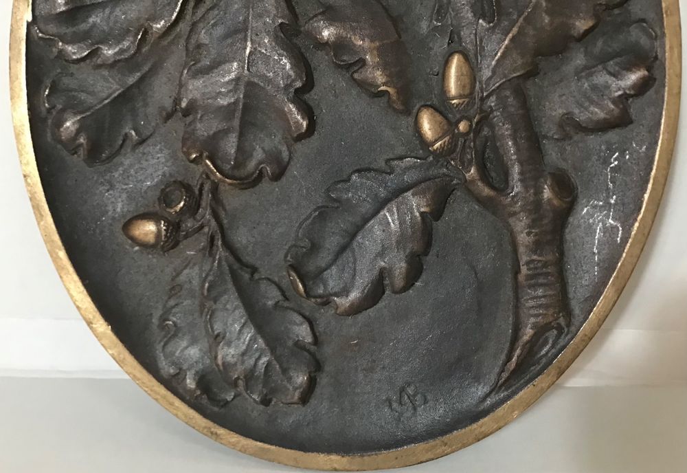 Bronze Skulptur mit Nuss Limitiert Monogrammiert (Gebraucht) in Root für CHF 30 – mit Lieferung ...