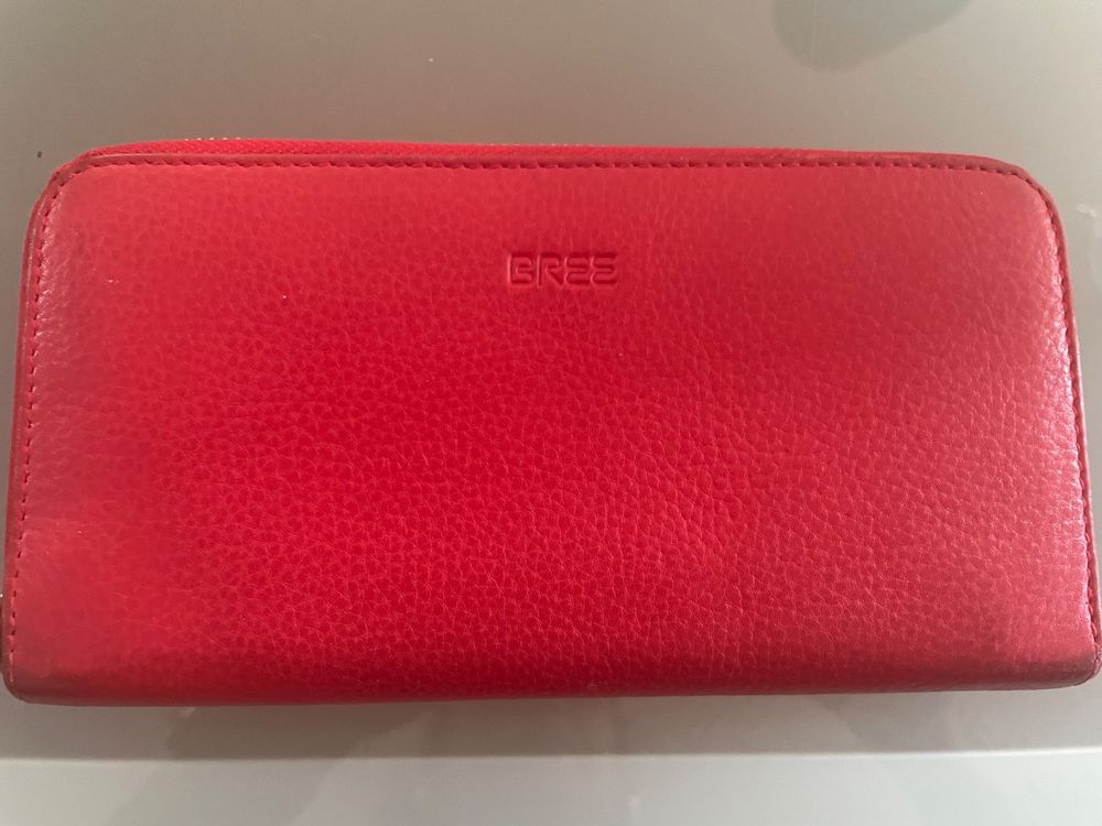 Portemonnaie von BREE (Gebraucht) in Büren an der Aare für CHF 17 – mit ...