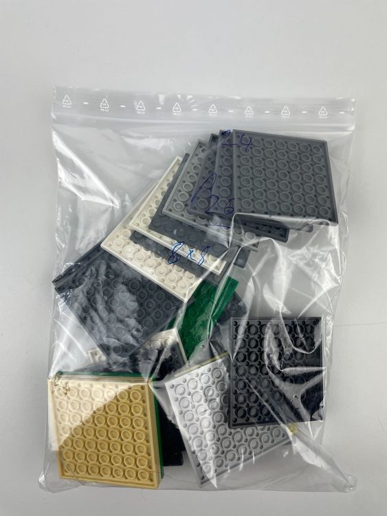 Lego Basic Platten 8x8 divers 24 Stück 41539 | Kaufen auf Ricardo