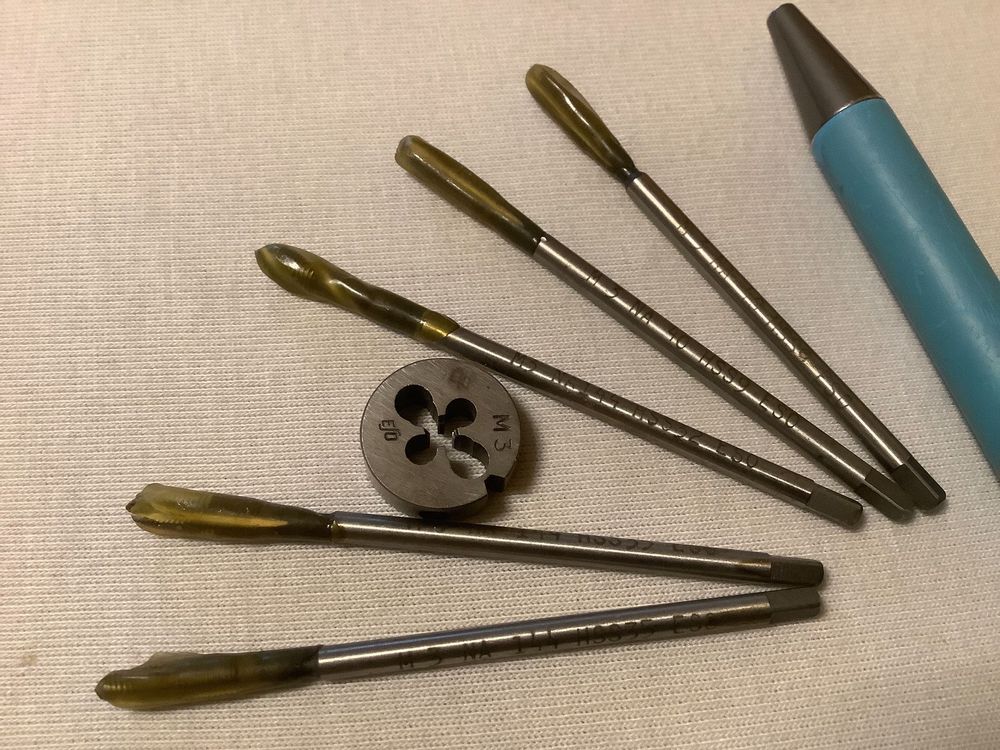 M3 Gewindebohrer und Schneideisen Filière, Neu von ESO SWISS (Neu und originalverpackt) in ...