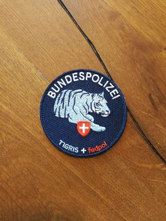 Badge Bundespolizei TIGRIS+fedpol (Gebraucht) in Alpnach Dorf für CHF ...