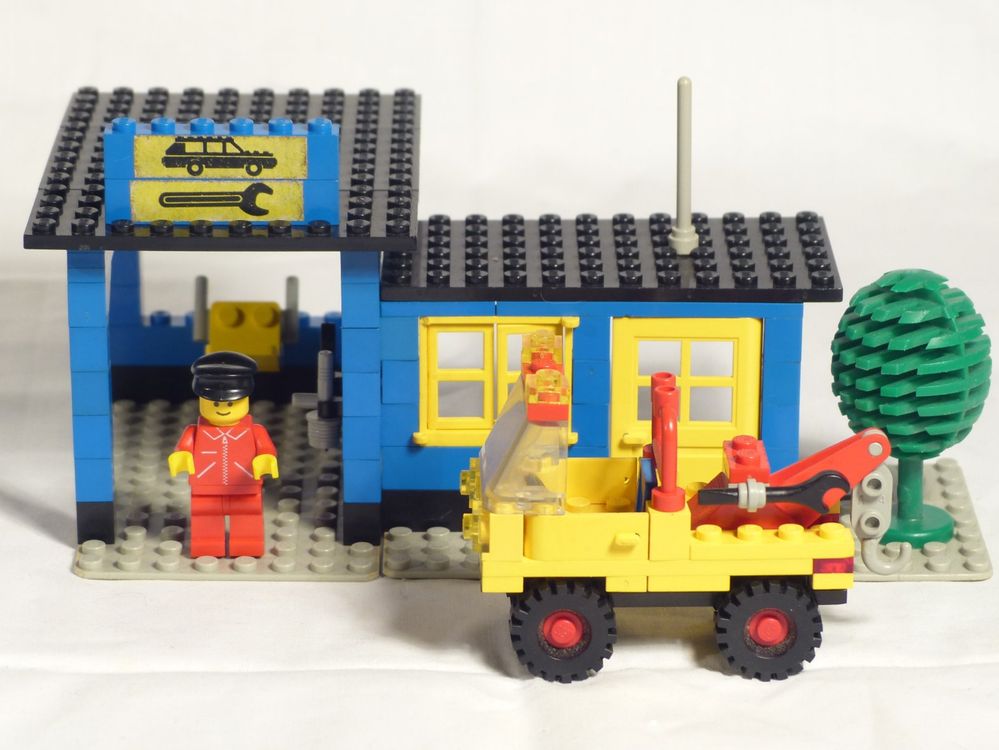 Lego Auto Service Station / Garage 6363 (Gebraucht) in Zürich für CHF ...