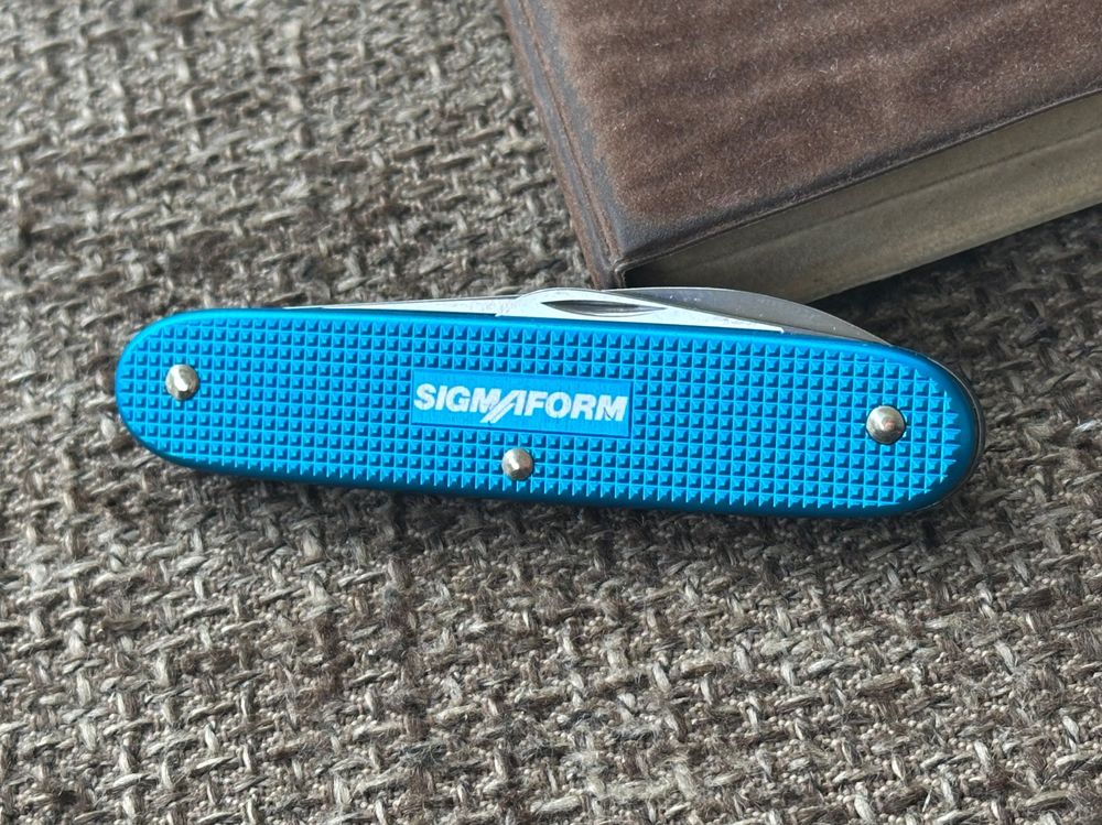 Wunderschönes Sackmesser VICTORINOX Alox Blau „SigmaForm“ (Neu (gemäss ...