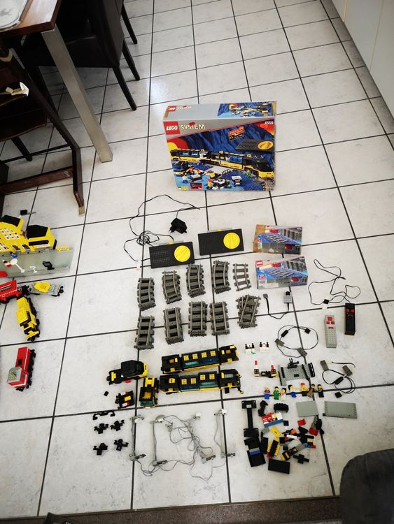Mega set Lego Eisenbahn 4559 mir 2 Trafo, 44 Schienen v9 (Gebraucht) in ...