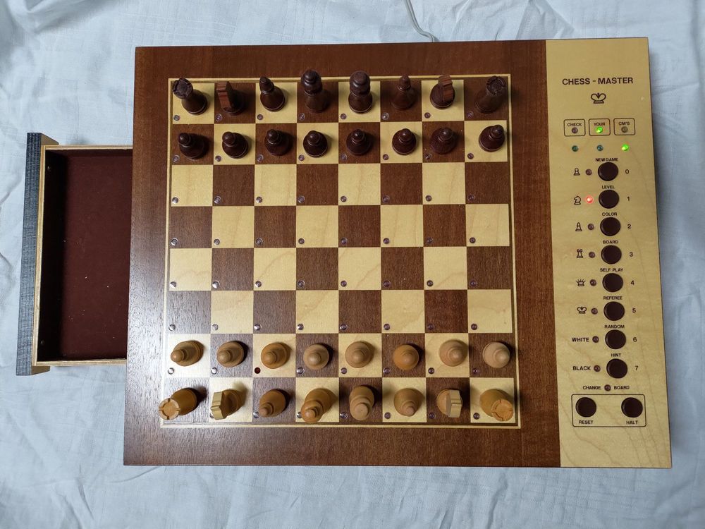 DDR Schachcomputer aus den 80ern, RFT | Kaufen auf Ricardo