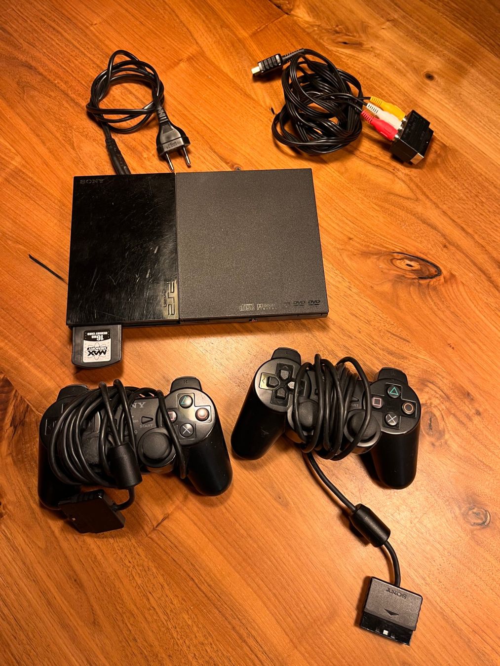 PlayStation 2 Konsole mit 2 Controller + Memory Card (16 GB) (Gebraucht ...