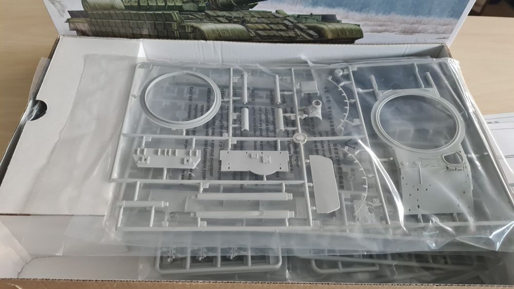 1:35 T-62 ERA Mod. 1962 - Trumpeter 01555 (Neu (gemäss Beschreibung ...