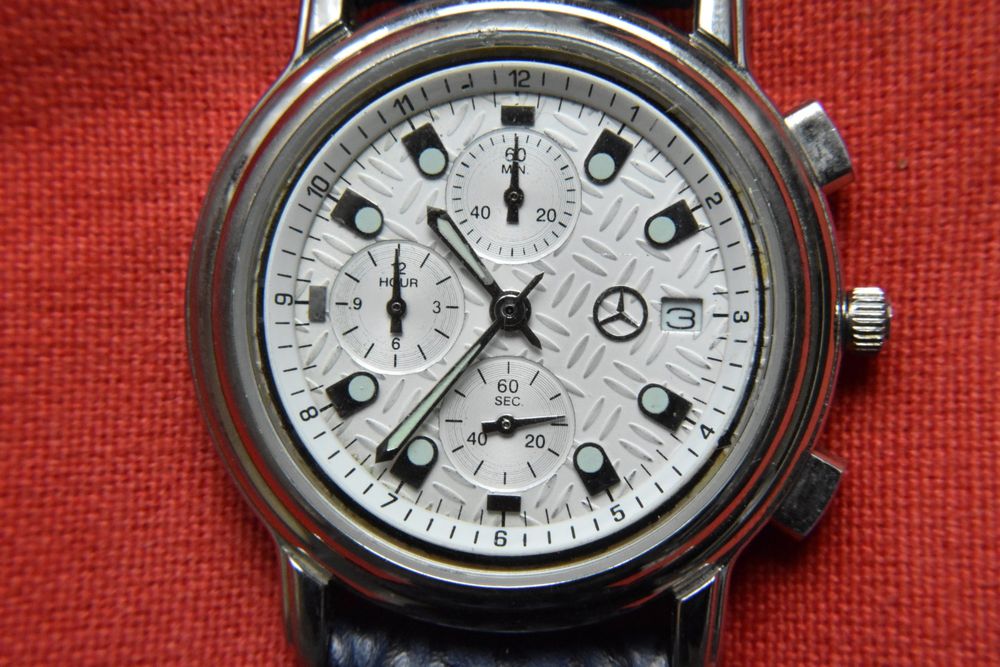 Uhr mit Mercedes Logo (Gebraucht) in Münchenbuchsee für CHF 9 – mit ...