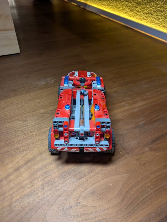 Lego Technic 42075 First Responder (Gebraucht) in Neftenbach für CHF 25 ...