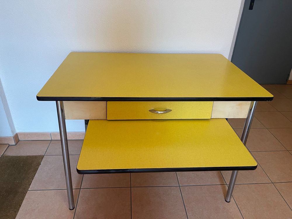 Tavolo in formica (Gebraucht) in Vernate für CHF 160 – nur Abholung auf ...
