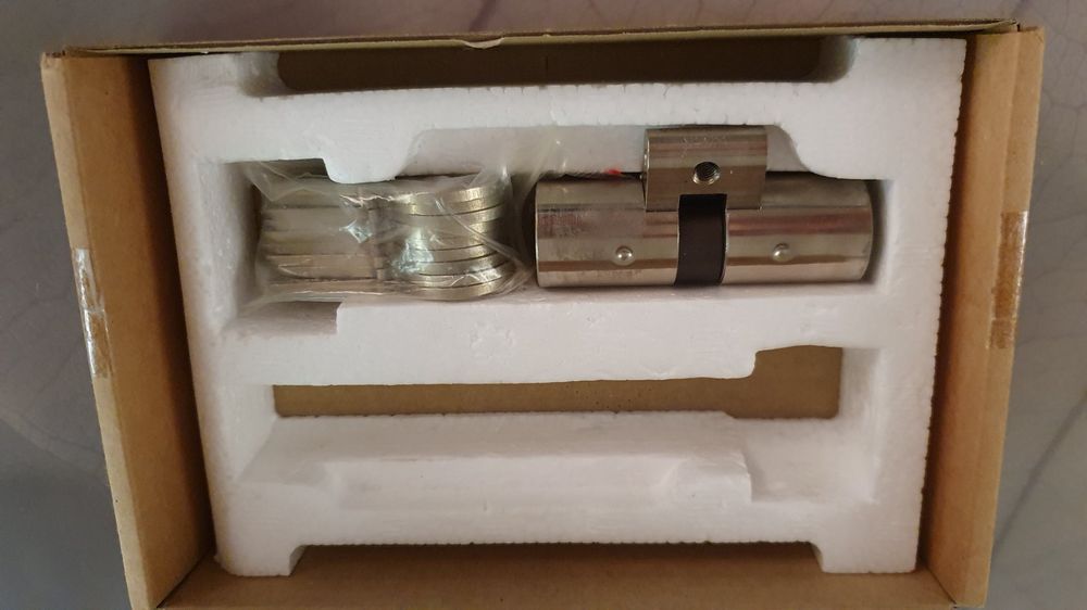 Kaba 20 Schloss mit 9 Schlüsseln | Kaufen auf Ricardo