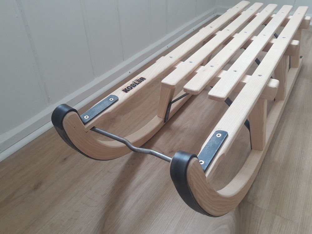 Robuster Holzschlitten (Unikat der Firma Holzbau Kobler) (Gebraucht) in ...
