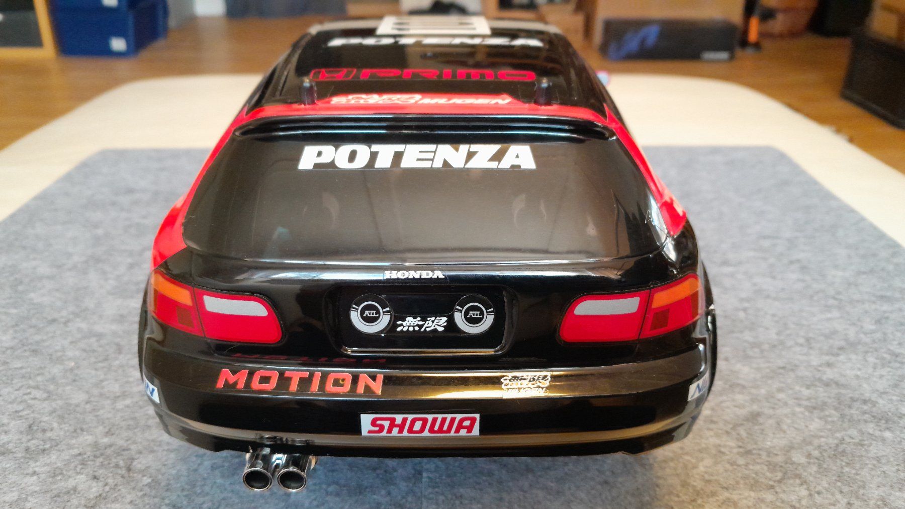 TAMIYA 1/10 HONDA CRX IDEMITSU MOTION AUF FF-01 CHASSIS (Gebraucht) in ...