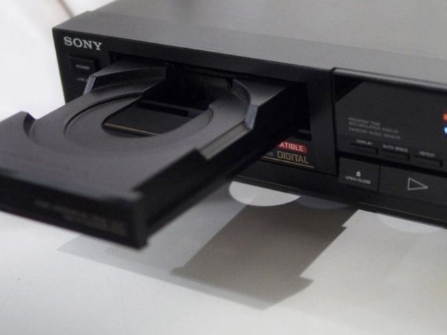 Sony CDP-250 (Gebraucht) in Würenlingen für CHF 166 – mit Lieferung auf ...