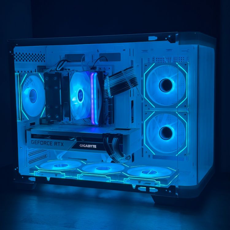 PC Gaming RTX 3070 / Ryzen 5 3600 / 1TB SSD / 16gb RAM (Neu (gemäss ...