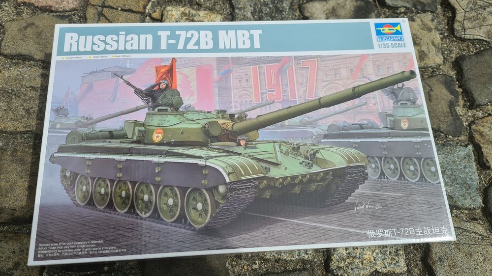 1:35 T-72 B - Trumpeter 05598 (Neu (gemäss Beschreibung)) in ...